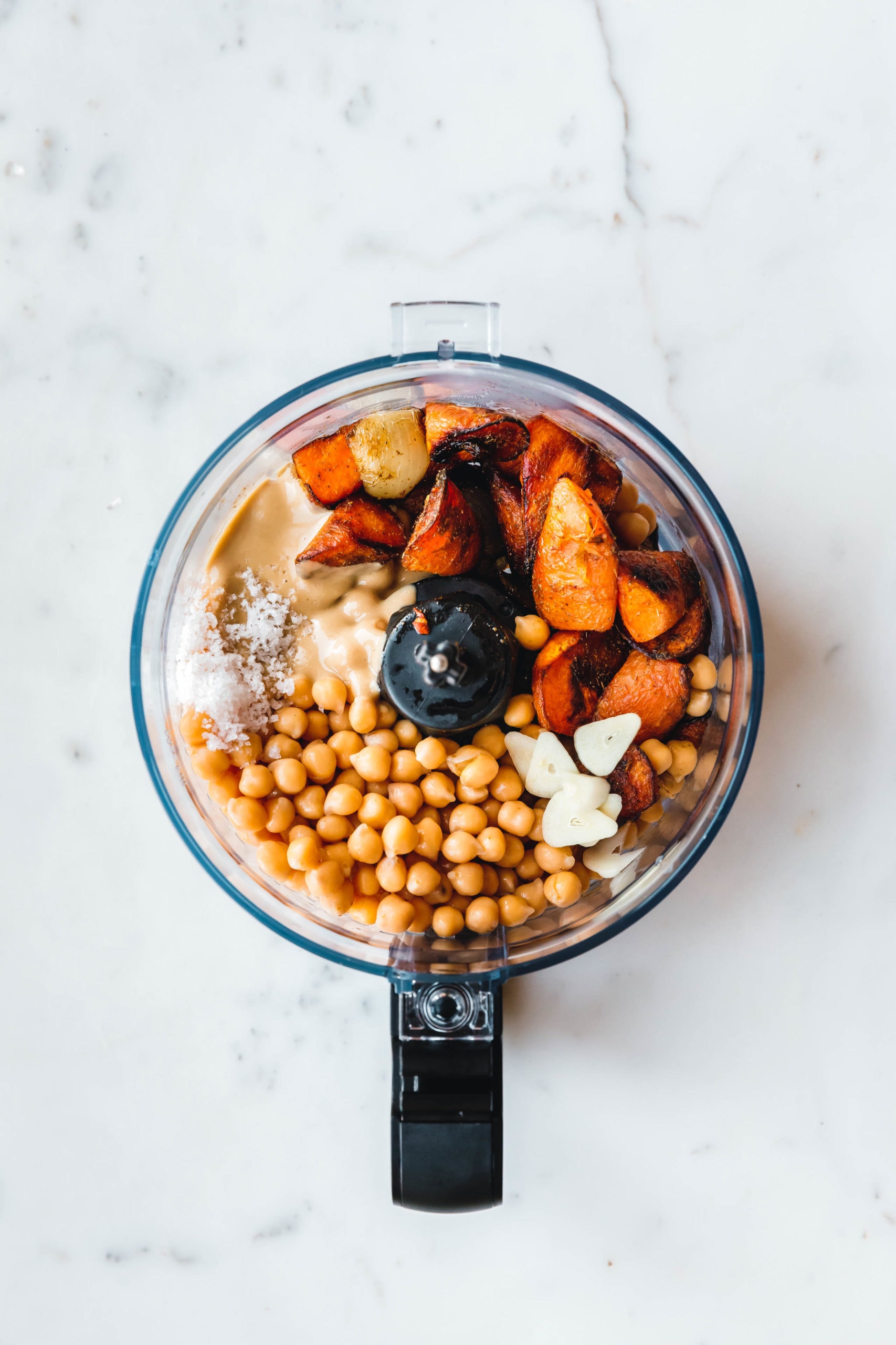 Gerösteter Karottenhummus · Eat this!