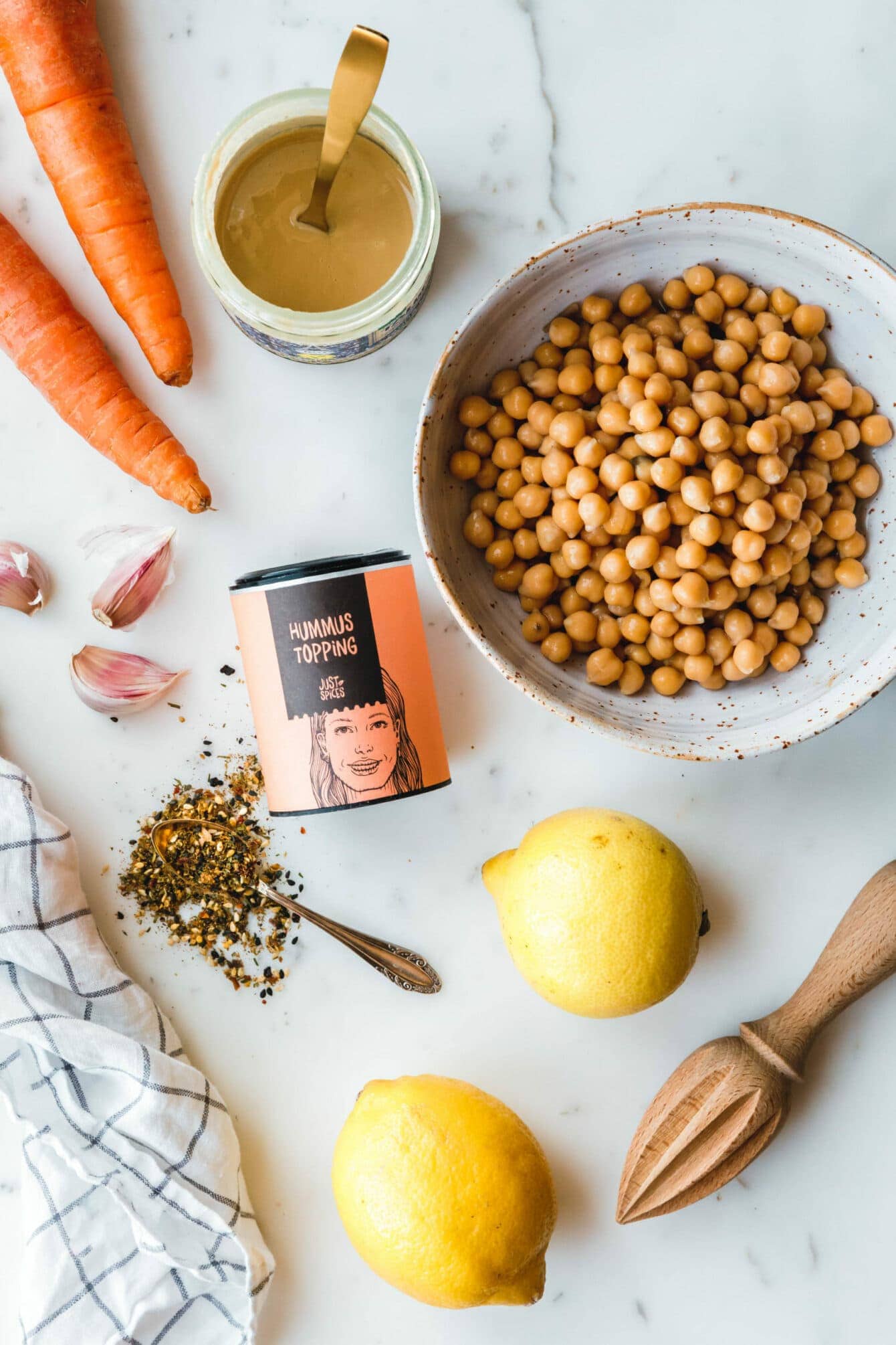 Gerösteter Karottenhummus · Eat this!