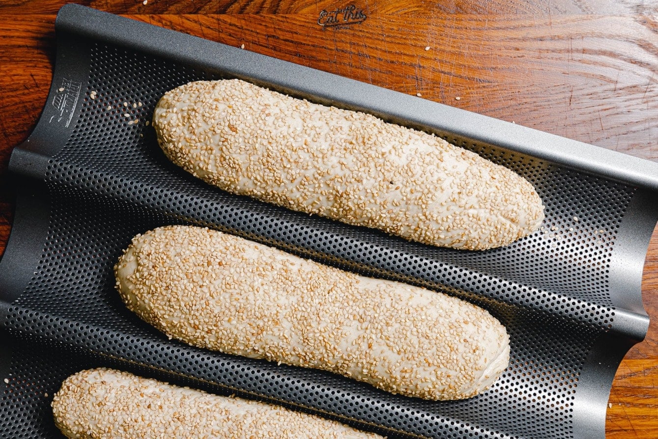 Vegane Hoagie Rolls - softes Sandwichbrot mit Sesam · Eat this!